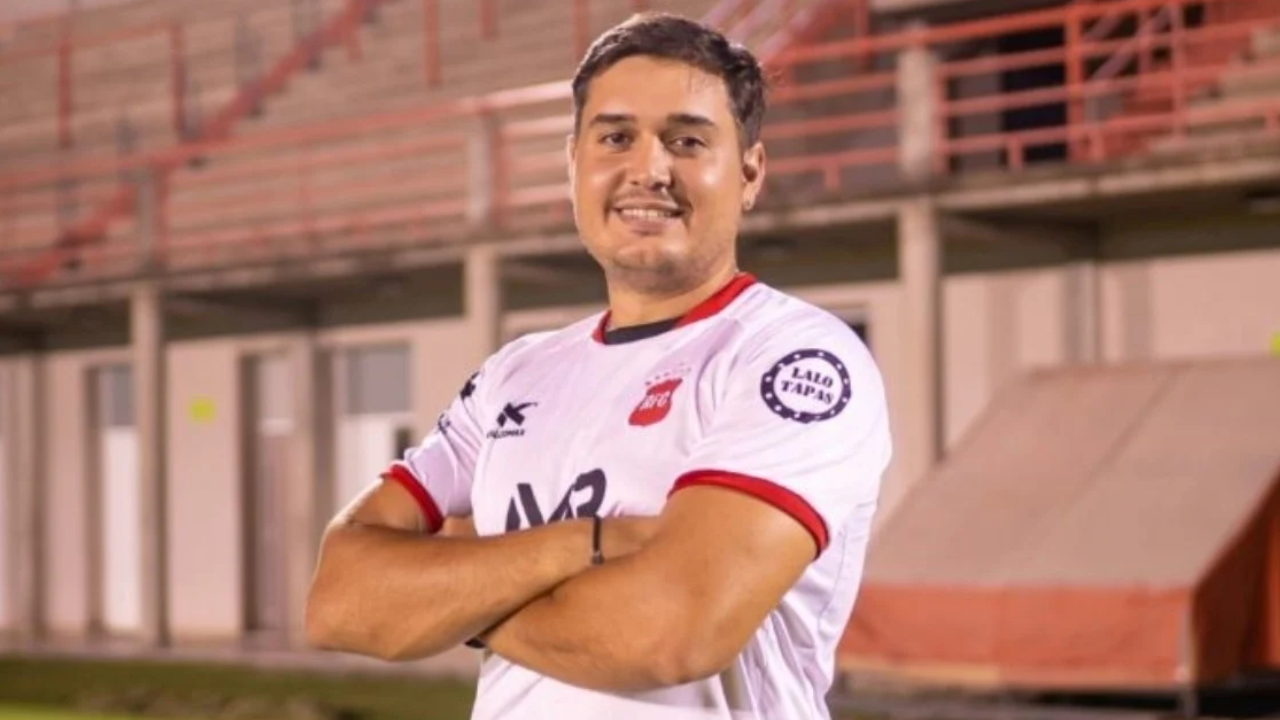 El hijo de Batistuta dirigirá a Boca Unidos en el Federal A